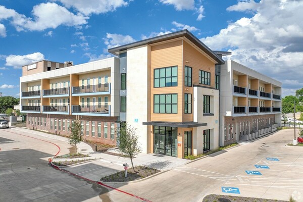 Landing Apartments Garland, Tx - Garland, TX