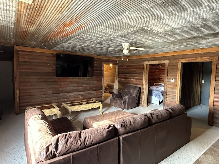 Spacious 3 Bedroom Rustic Lodge By Pomme De Terre Lake - Pomme de Terre State Park, Pittsburg