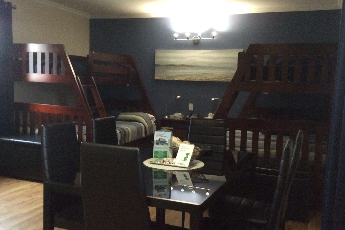 Suite Panorâmica, casa de banho anexa (Etage) | Ferro/tábua de engomar, Wi-fi grátis 
