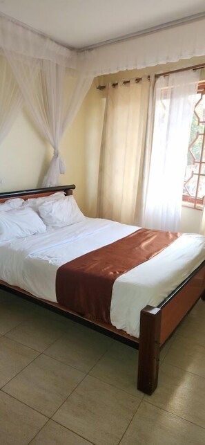 Quarto casal standard | Individualmente decorados, individualmente mobiliados, Wi-Fi de cortesia