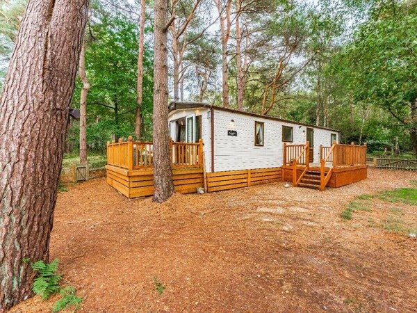 The Pines - Kelling Heath Holiday Park - 19233 - Norfolk