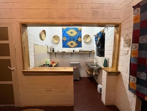 Apartamento, sacada, vista para a montanha | Cozinha privada