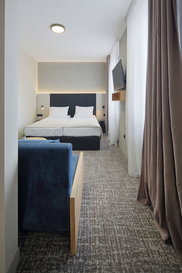 Hotel Nova Inn Sarajevo - Sarajevo
