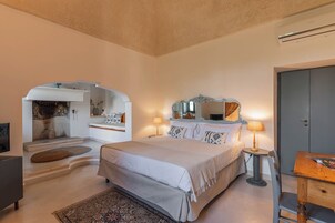 Quarto Deluxe | Roupa de alta qualidade, cofre no quarto, Wi-fi grátis 