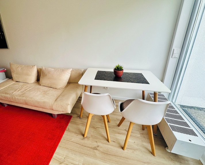 Eastside Apartment Karlsruhe Stylish And Peaceful Living - Karlsruhe