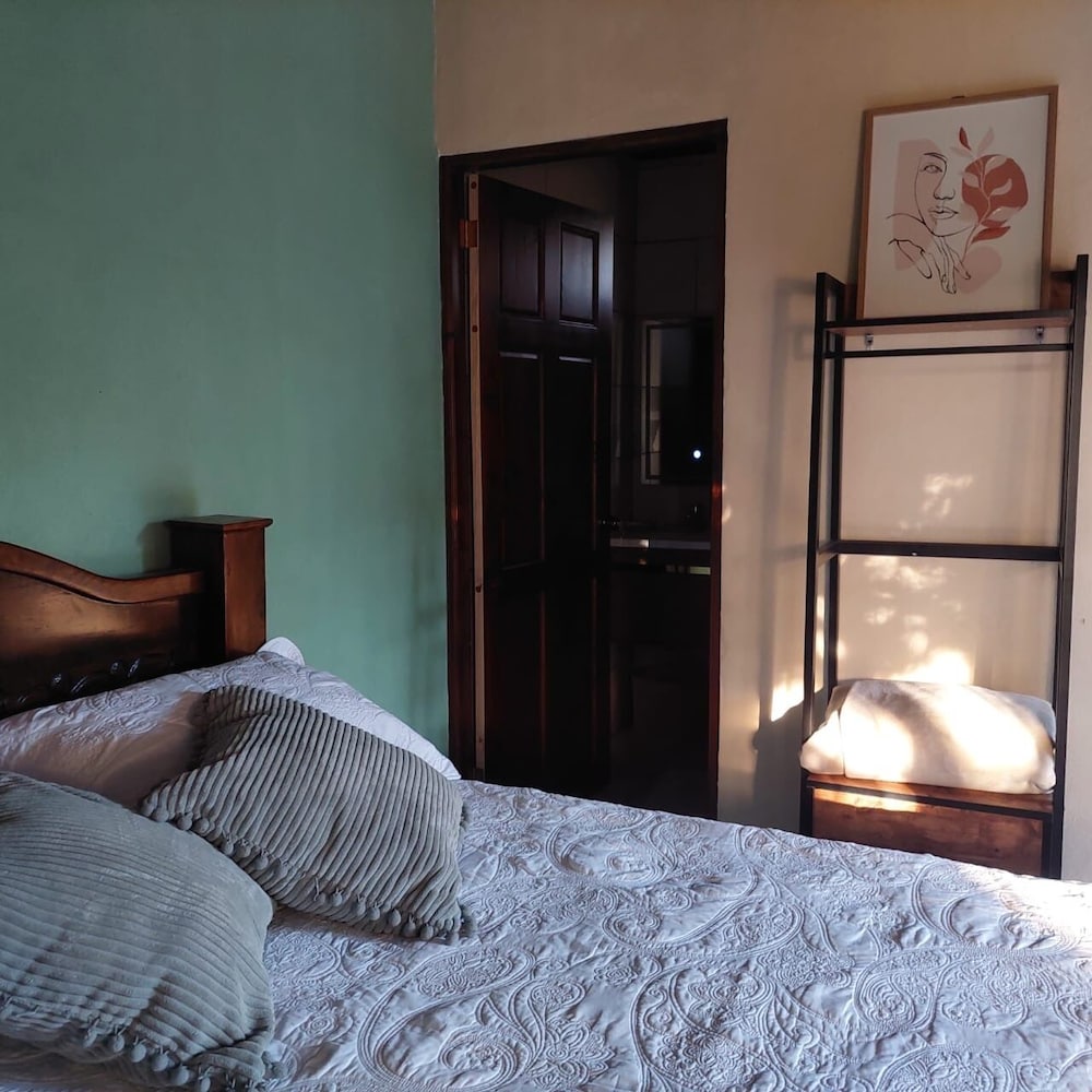 Cozy 1BR Retreat w/ Pool & Fitness Room Mogote de Bagaces Reviews ...