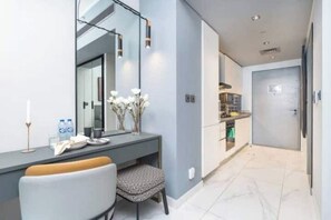 Estúdio superluxo, sacada, vista para a cidade | Parte interna