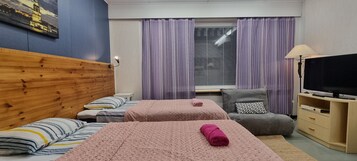 Quarto Duplo Comfort | Secretária, ferro/tábua de engomar, Wi-fi grátis 