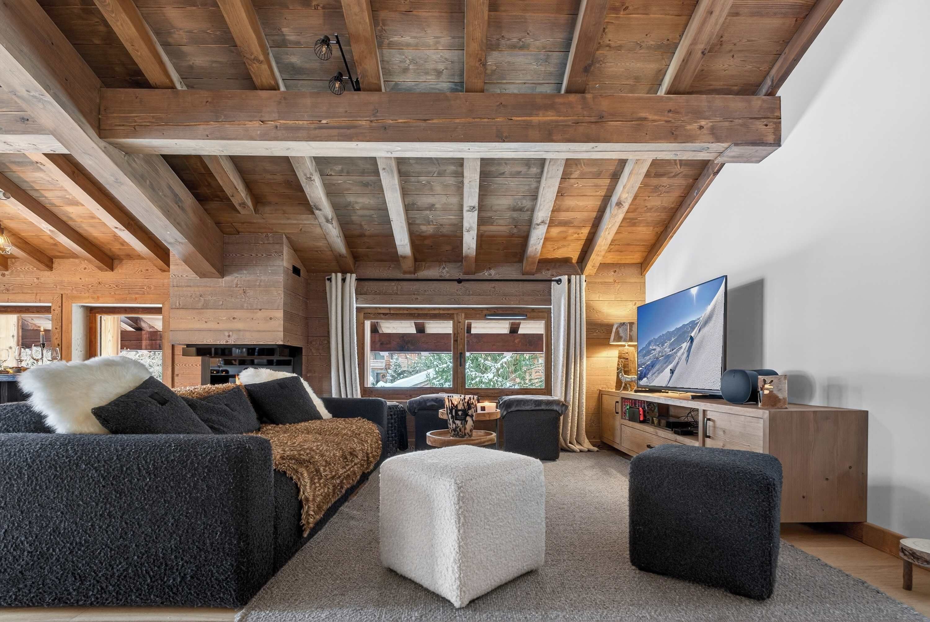 Megeve Luxury Spa Escape With Views And Parking - Combloux