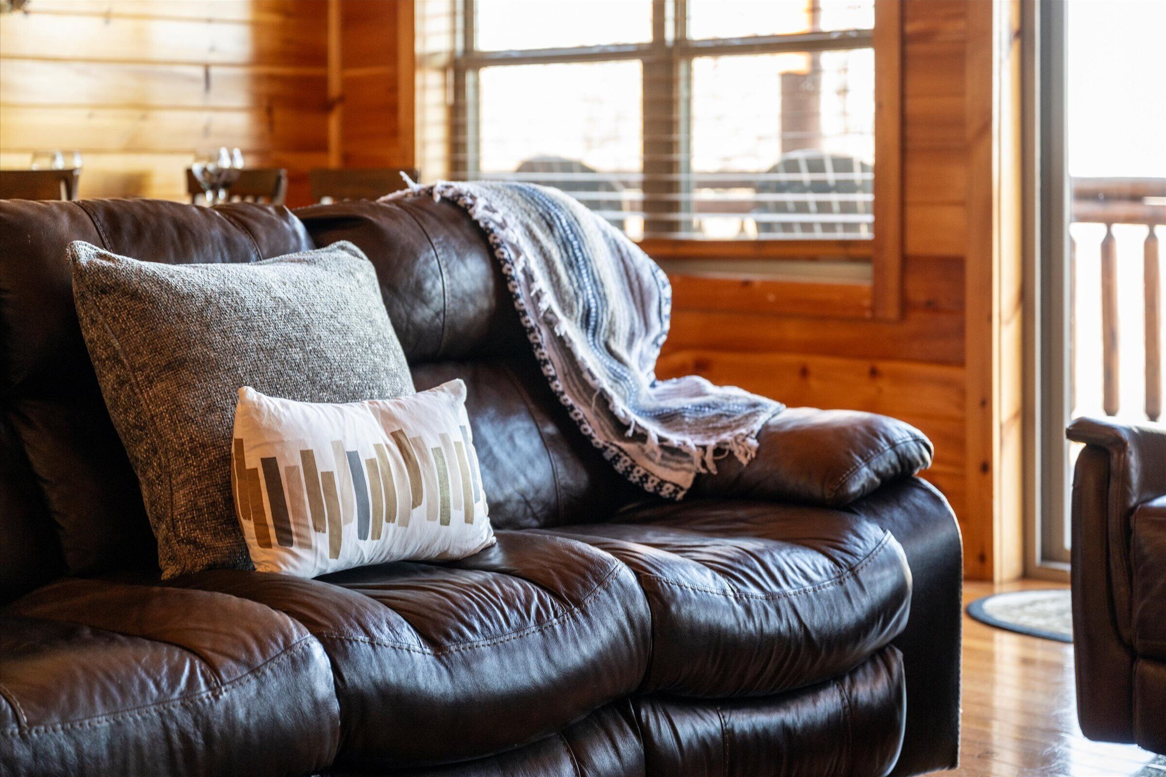 Majestic View Lodge | Luxury Cabin W/ Golf Simulator, Sauna, Hot Tub & Views - Great Smoky Mountains National Park