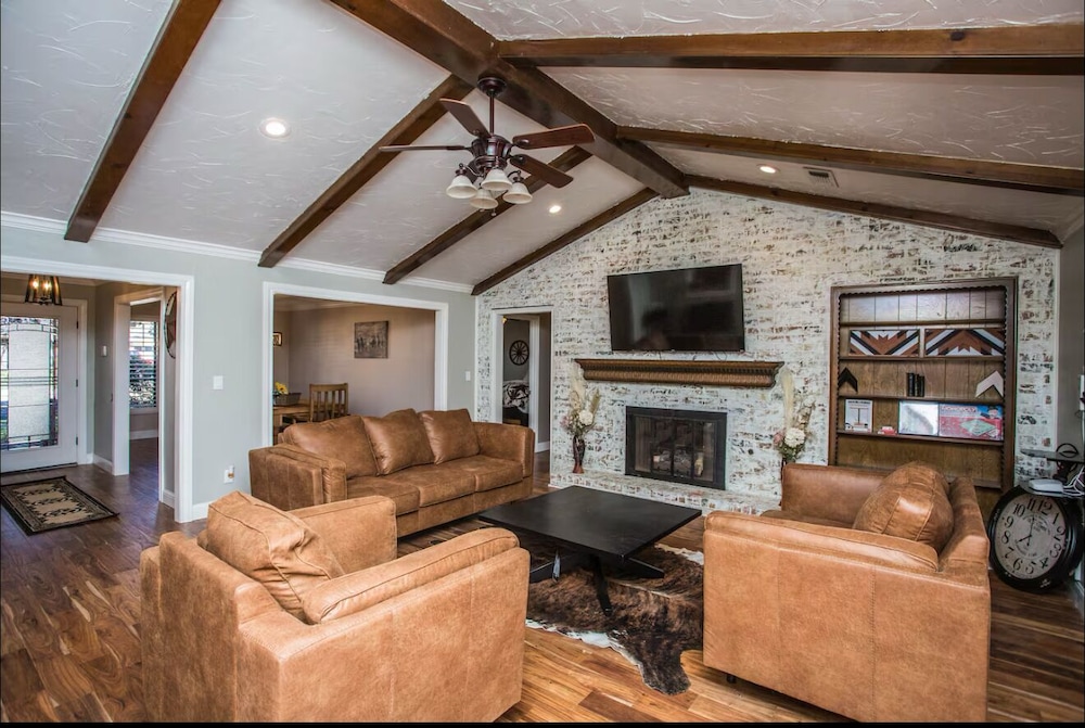 Amazing 3-bedroom house near tech & shopping in friendly Lubbock ...