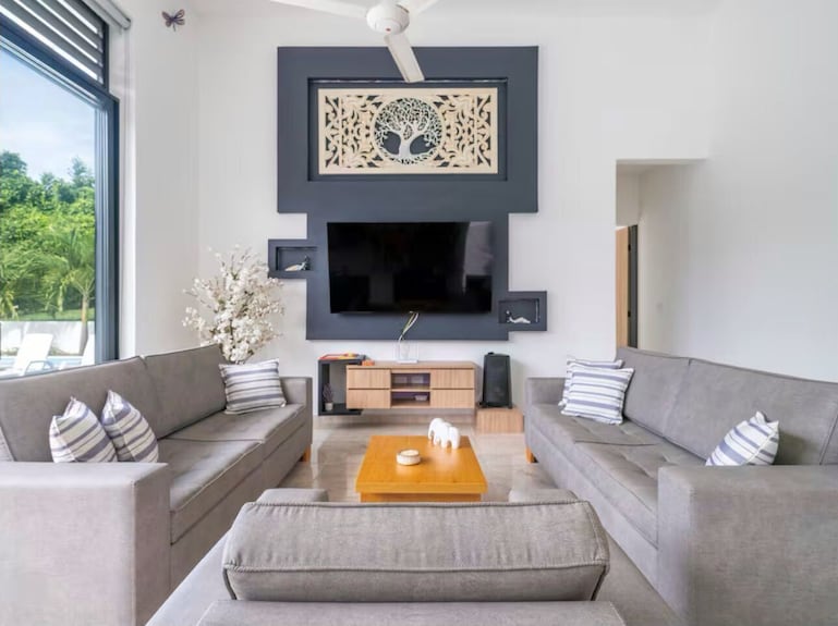 Casa Moderna Tipo Mediterránea Condominio Melgar - Cundinamarca