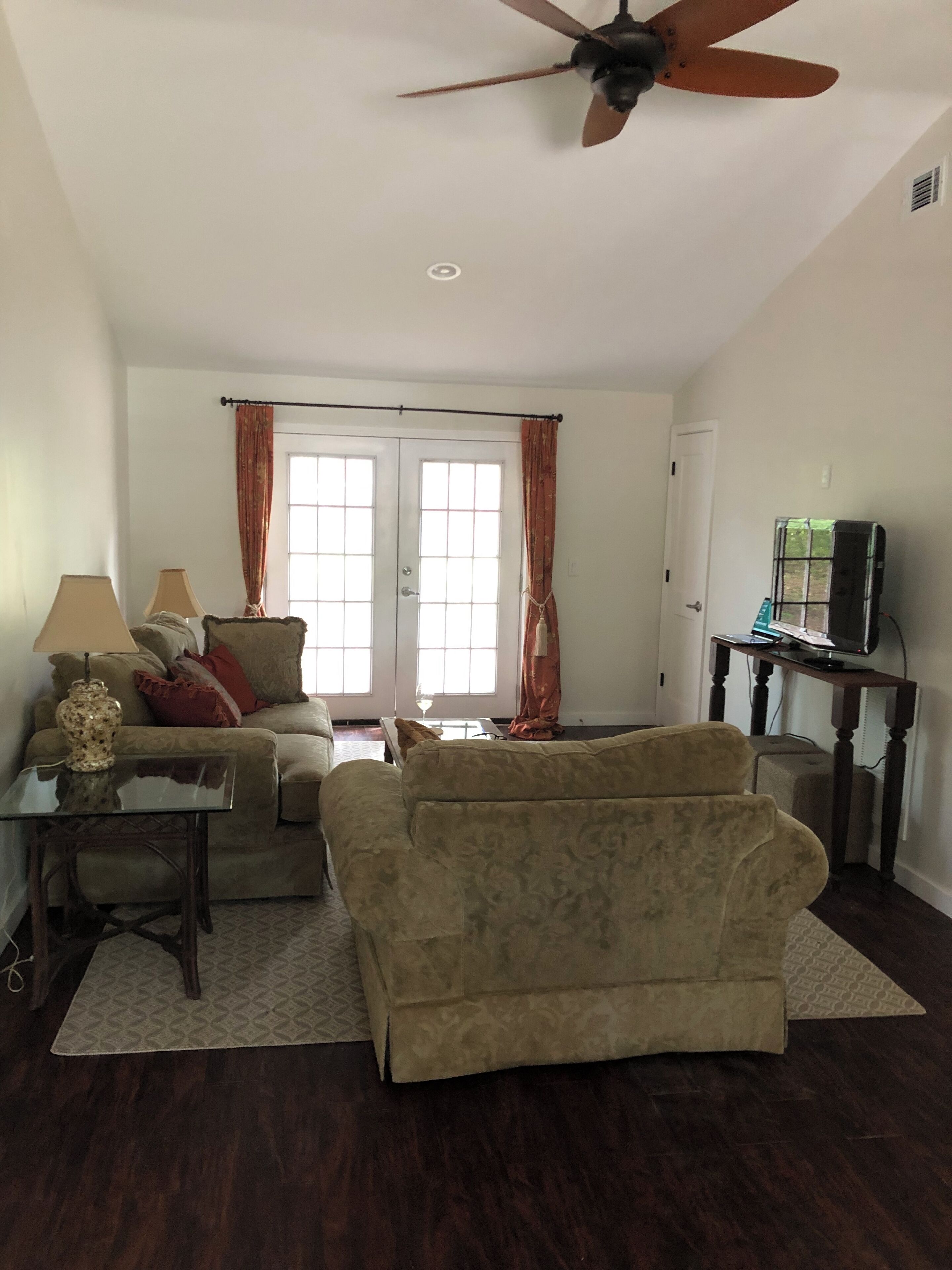 Golf Master's Week Furnished Cottage! Charming 2-bedroom House In Aiken - Aiken, SC