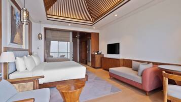 Quarto Duplo Premium, varanda | Roupa de alta qualidade, minibar, secretária