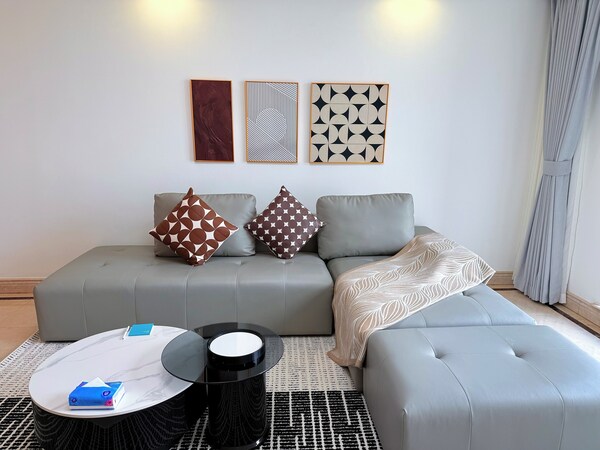 Tyms Changning 2br Near Zhongshan  Metro - Shanghai