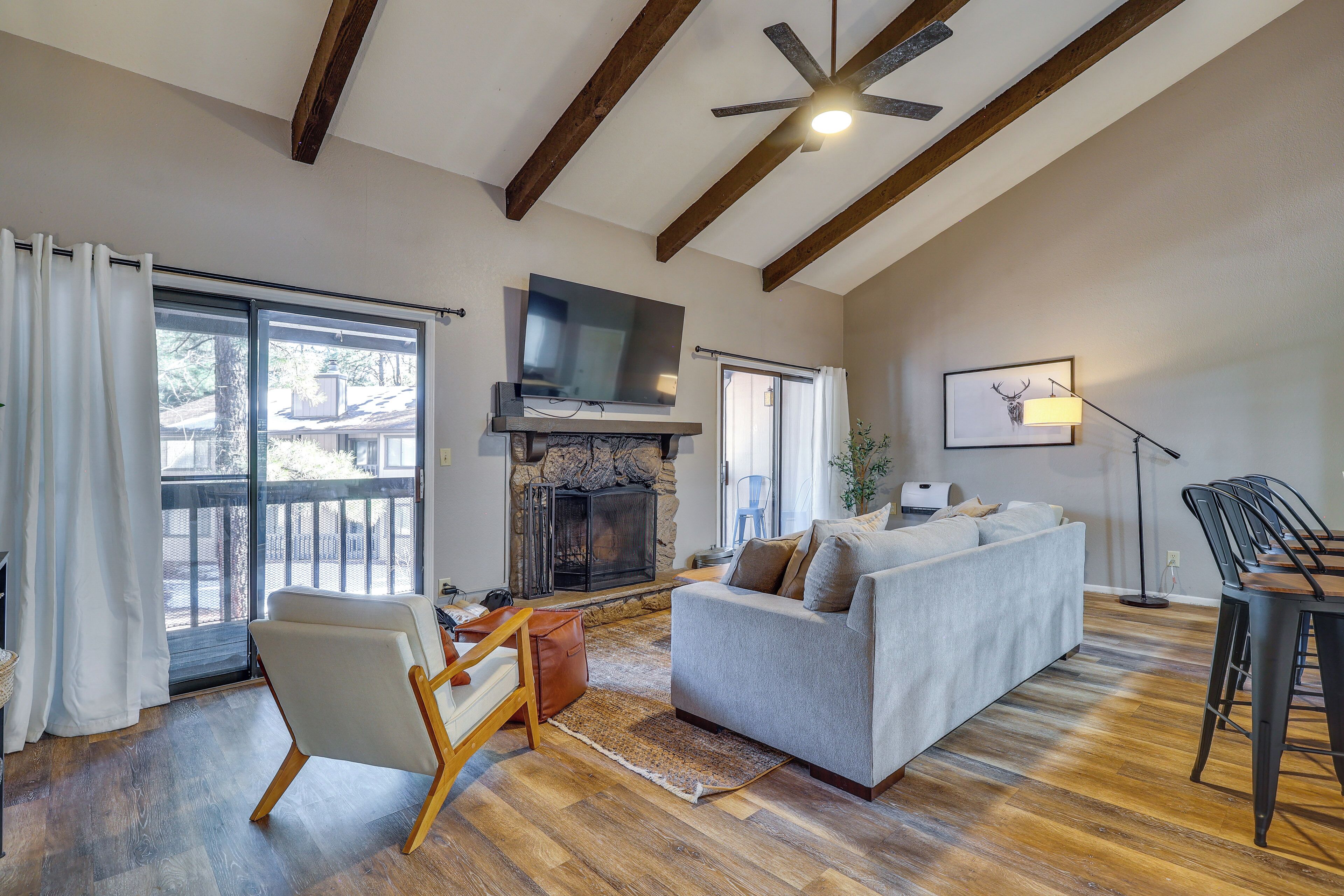 Luxe White Mountain Condo: Addt'l Rental On-site - Pinetop-Lakeside, AZ