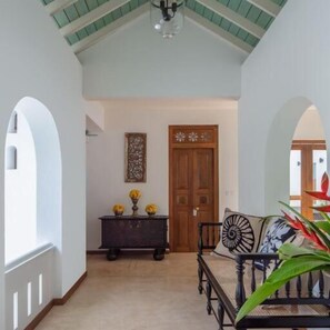 Quarto Duplo ou Twin Deluxe, varanda, Vista para a cidade | Interior