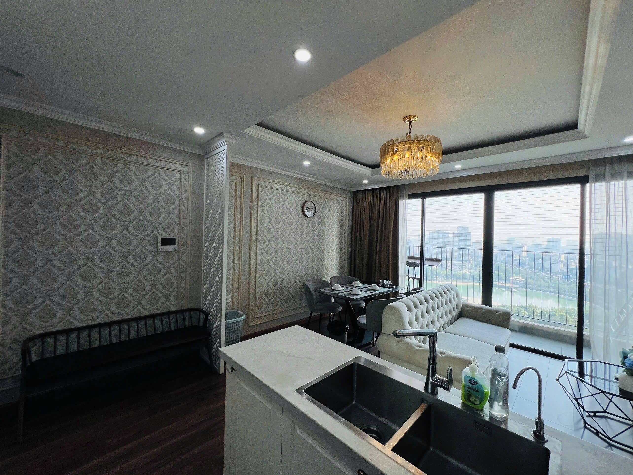 Apartamento, várias camas, varanda, Vista para a cidade | Sala de estar