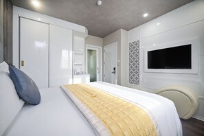 The Moon 3 Hotel, Ho Chi Minh City: Hotel Reviews, Rooms & Prices ...