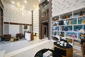 The Moon 3 Hotel, Ho Chi Minh City: Hotel Reviews, Rooms & Prices ...