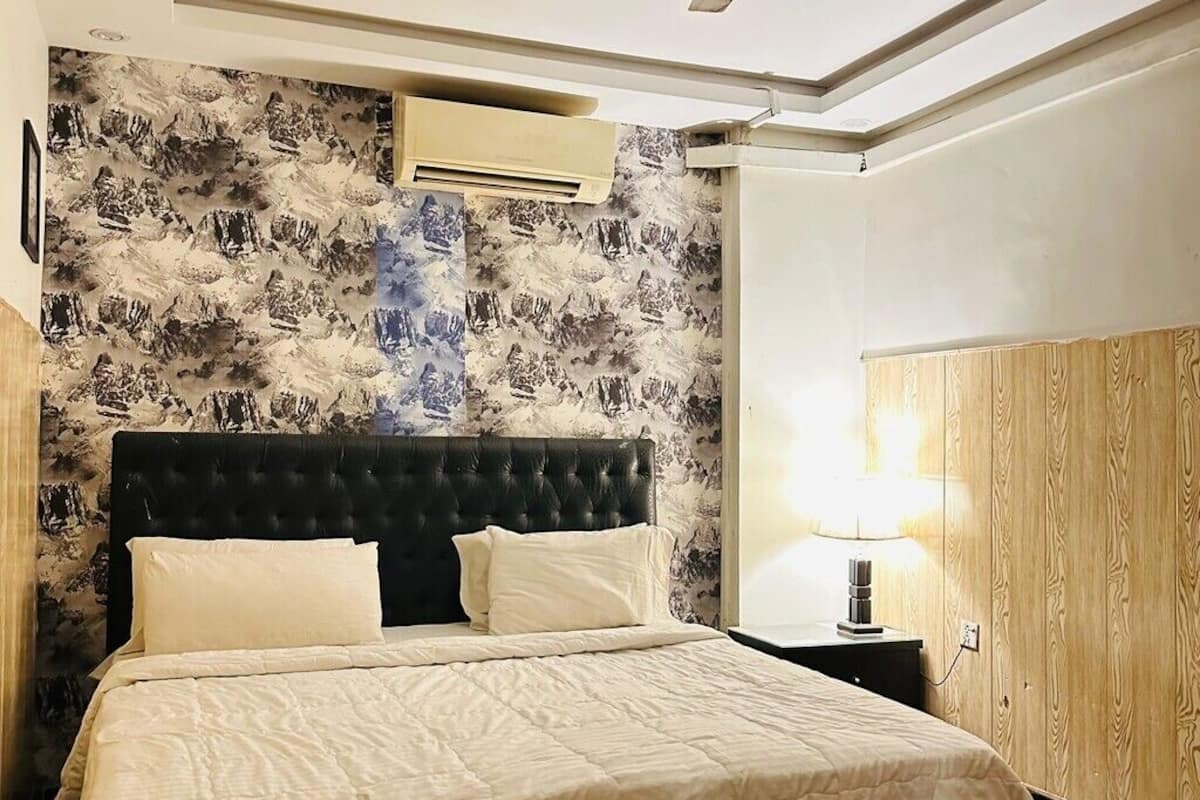 Quarto luxo | Escrivaninha, Wi-Fi de cortesia