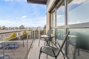 Estúdio, sacada | Opções para refeição ao ar livre