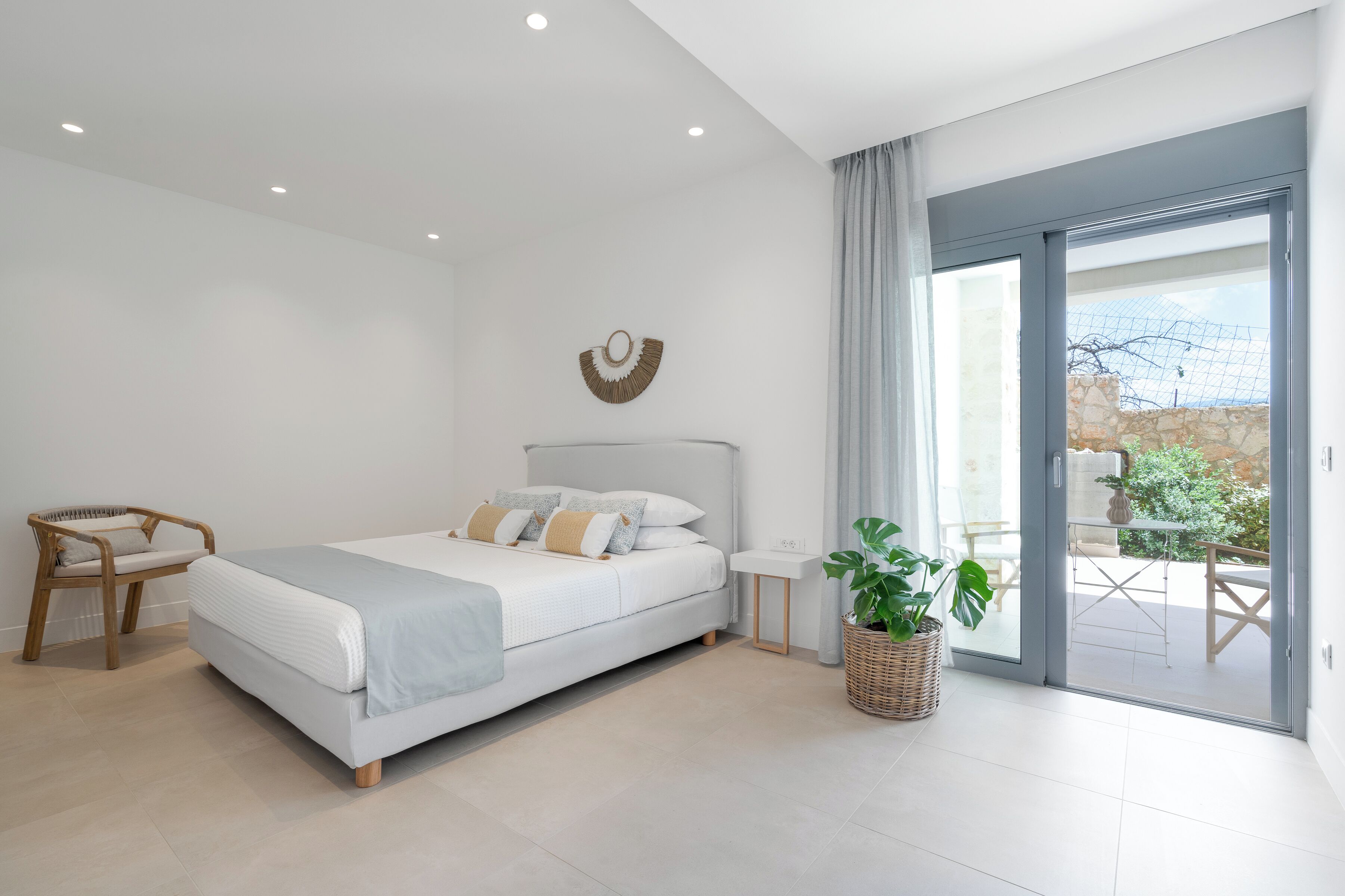 Apartamento Familiar, vista para o mar | Secretária, secretária adequada para computadores portáteis 