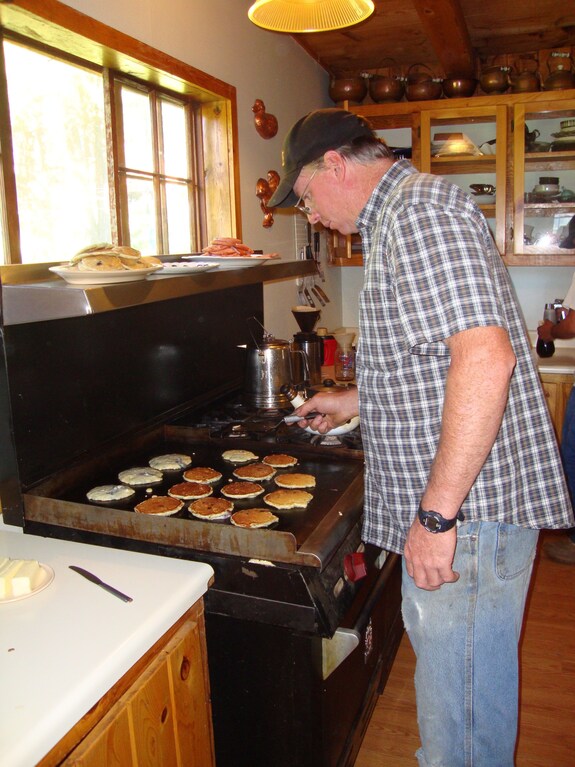 The Ranch Offers A Peaceful Setting For Guests To Relax And Unwind. - Alpine, AZ