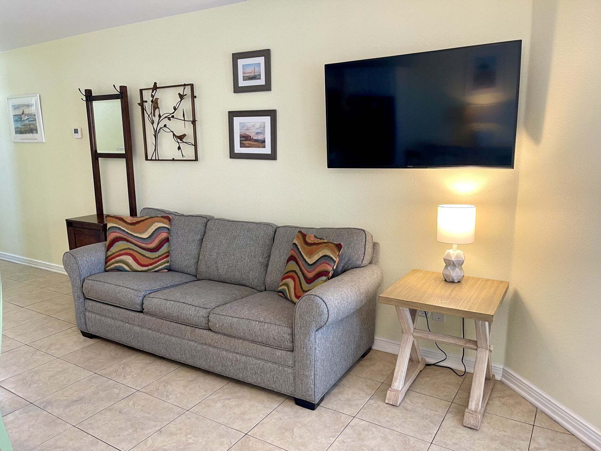 Apartamento em Condomínio Fechado, 1 quarto | Sala de estar