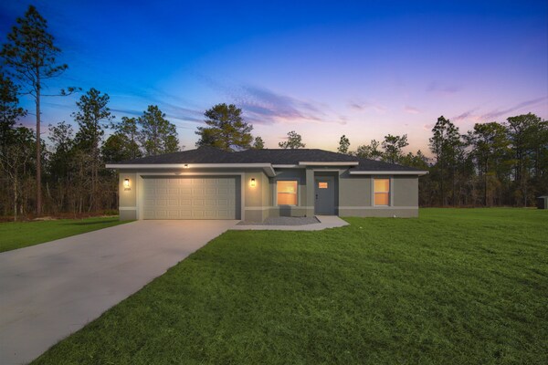 Modern Luxurious Home On 1 Private Acre 3 Bedroom Home - Goethe State Forest, Dunnellon