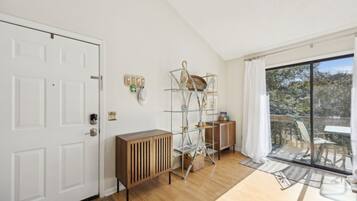 Condo, 2 quartos | Parte interna