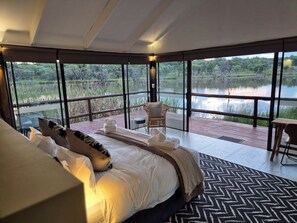 Chalé Deluxe, vista para o lago | Wi-fi grátis 