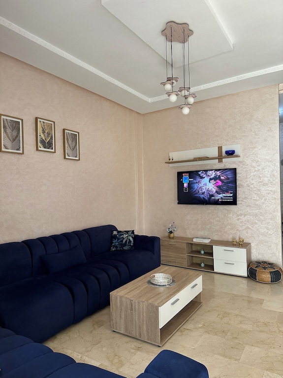 Apparently Well Equipped In A Quiet Residence - Fes