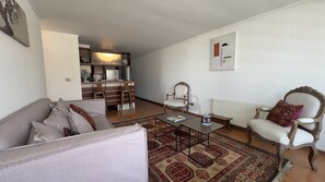 Apartamento Familiar, varanda, Vista para a cidade | Sala de estar