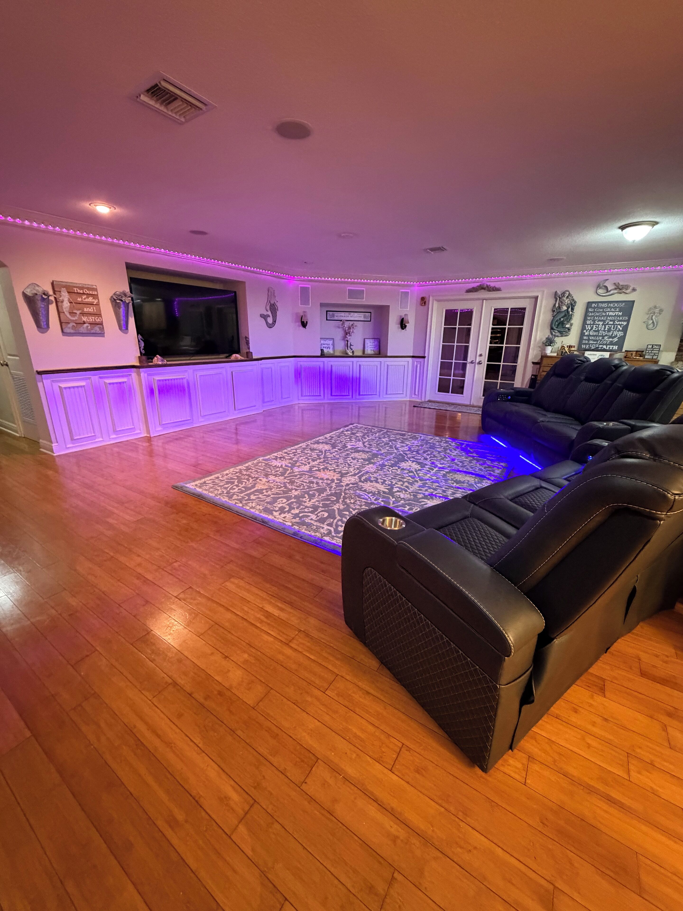 Spacious 5-bedroom Estate In Terrific Fort Pierce With Ac And Gym - Fort Pierce, FL