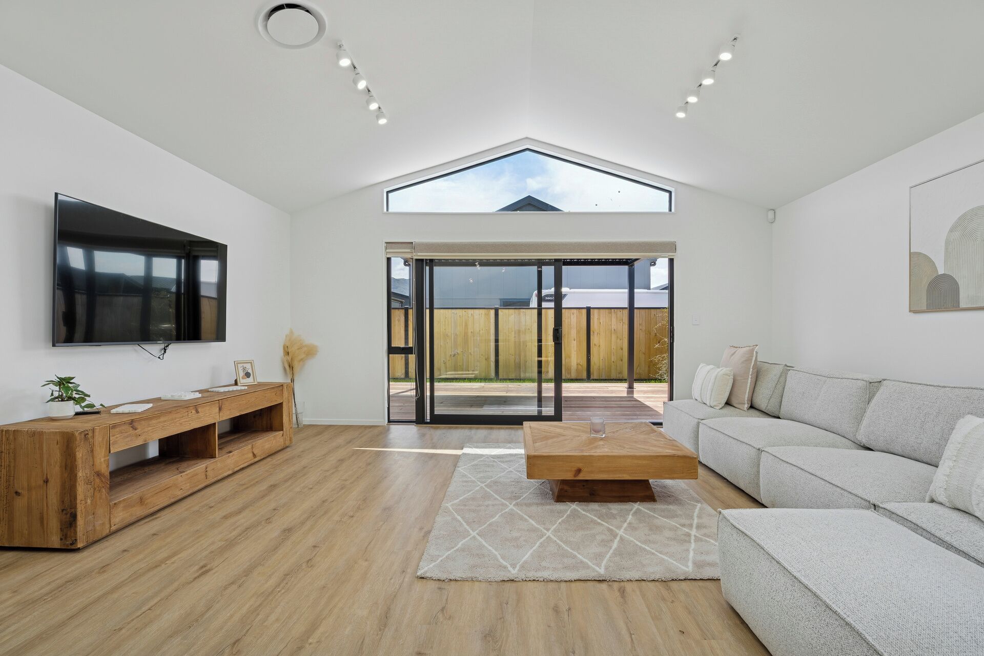 Sunrise On Vintage - Cromwell Holiday Home - Cromwell