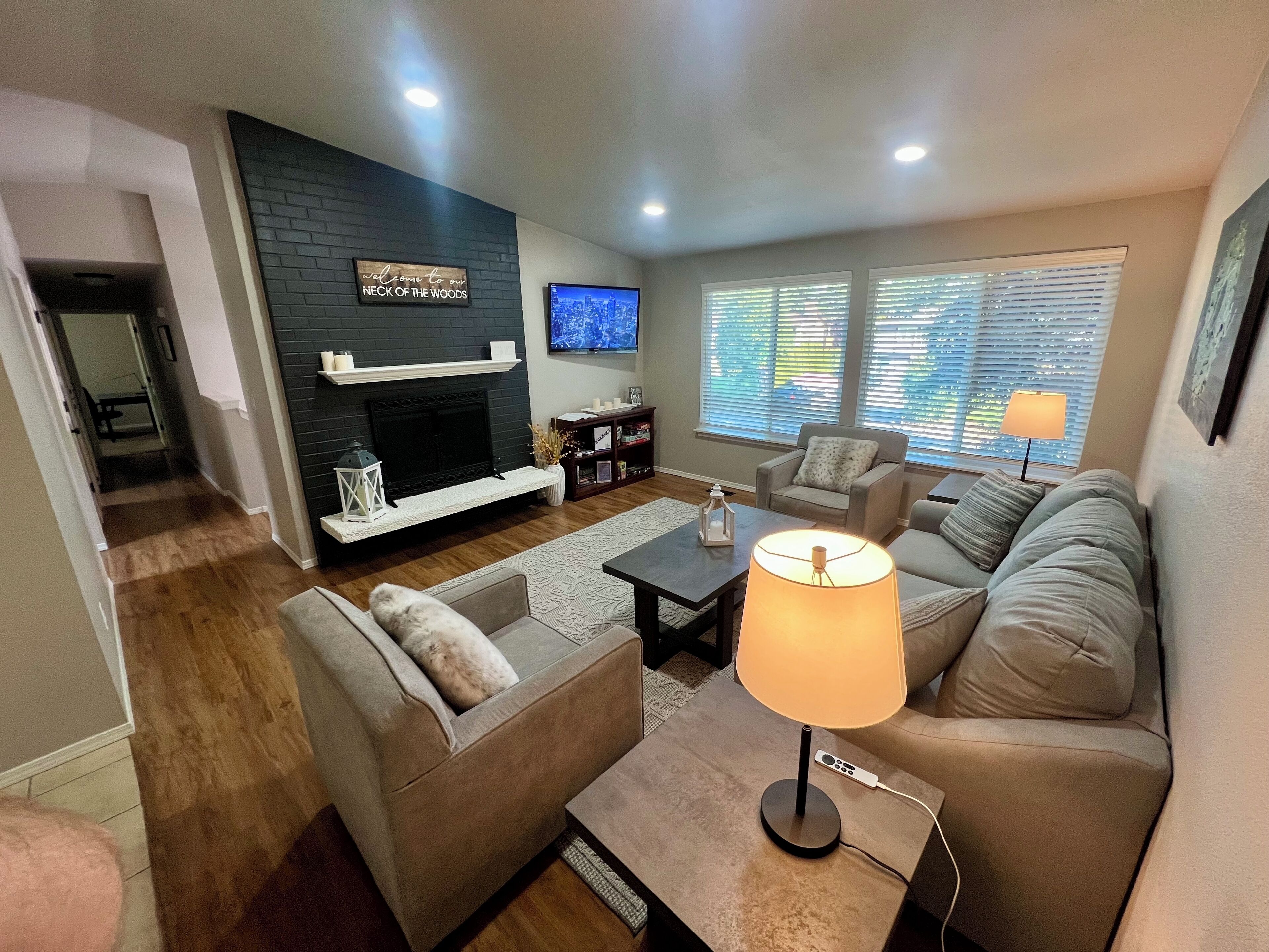 Pacific Nw 3 Bedroom Home Away From Home In Tacoma - Tacoma, WA