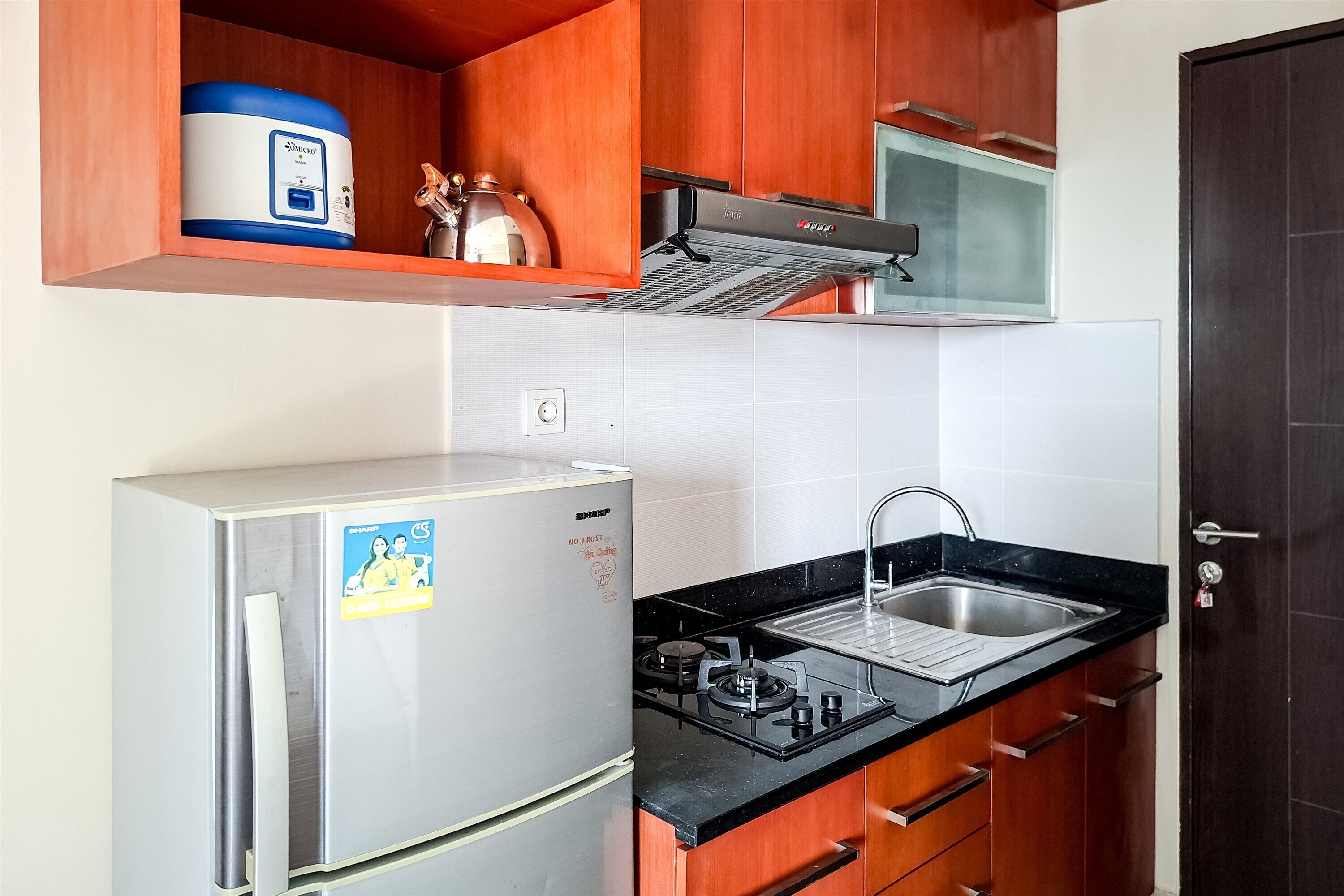 Apartamento Standard | Cozinha privada | Uma chaleira elétrica 