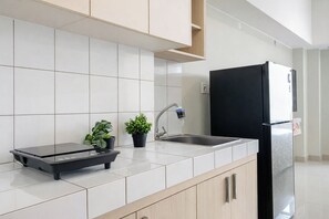 Estúdio Standard | Cozinha privada | Uma chaleira elétrica