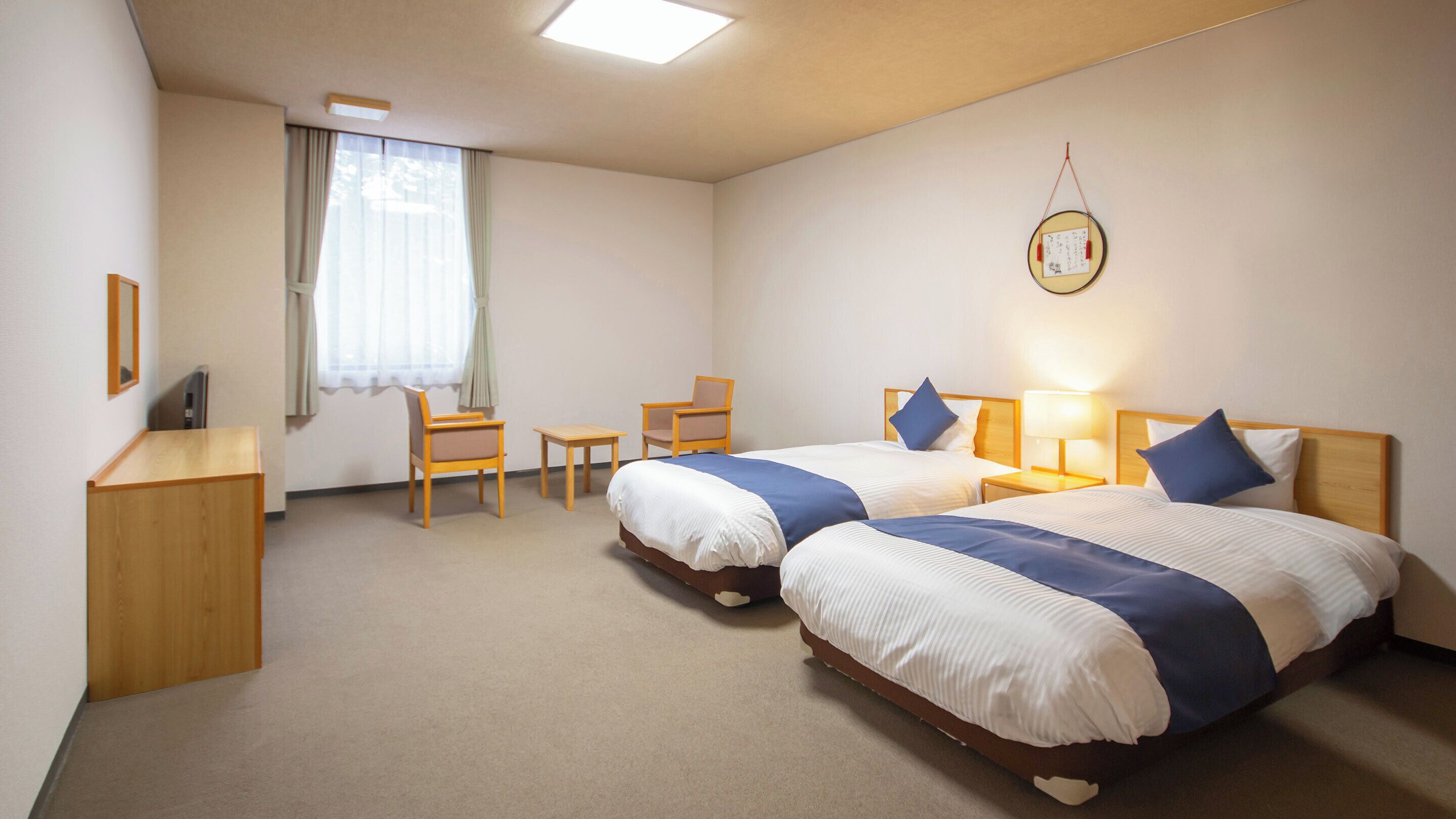 Quarto Twin Superior, não fumadores, no edifício anexo (Shower Only) | Wi-fi grátis, roupa de cama fornecida 