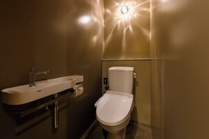 Apartamento em Condomínio Fechado, não fumadores, vista para o oceano