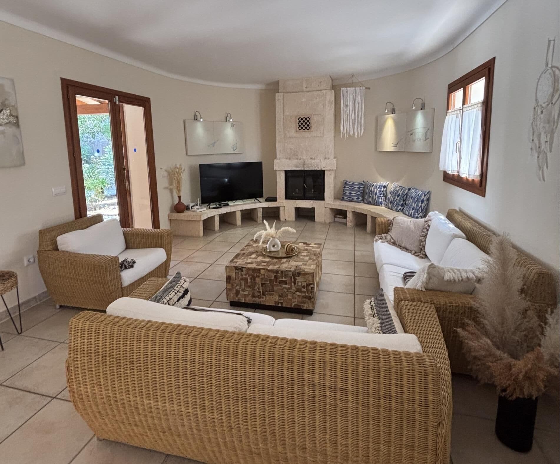 Villa Sanchez  Comfort And Tranquility By The Sea. - Cala Figuera