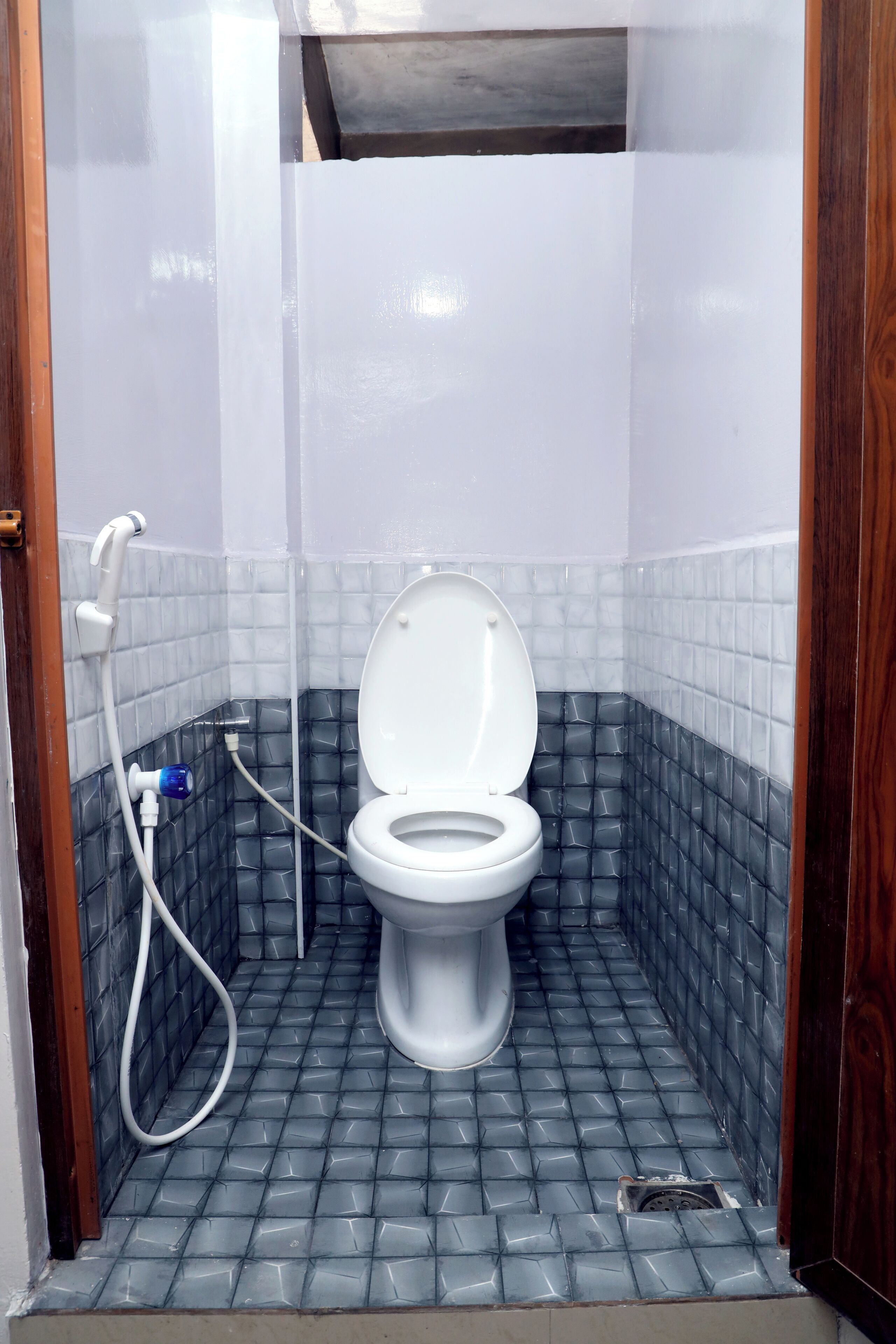 Suíte família | Banheiro | Chuveiro, chuveiro com efeito de chuva, toalhas de banho 