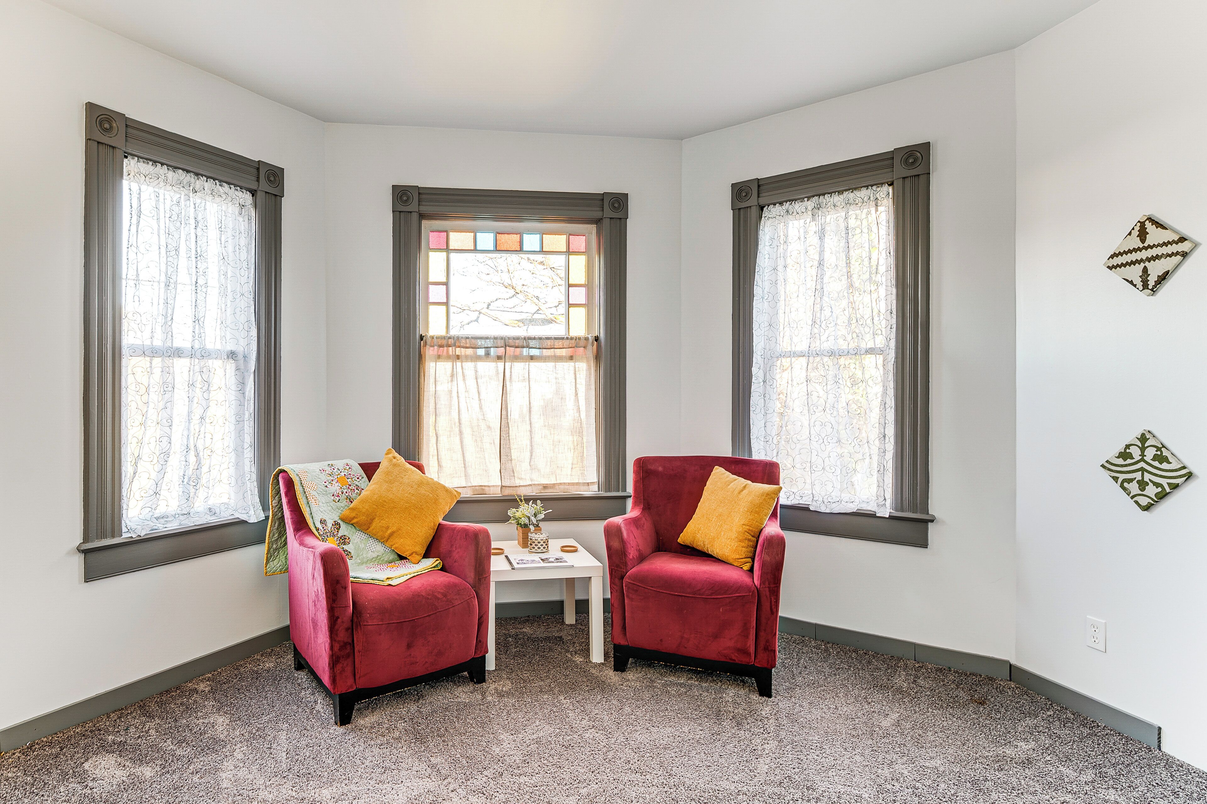 Walkable Location, Historic Setting: Warrenton Apt - Warrenton, OR