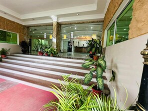 Entrada (vista interior)