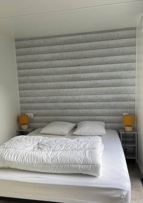 Ecolodge Dans Un Cadre Calme Et Reposant Avec Piscine Et Jacuzzi Chauffés - Les Mathes