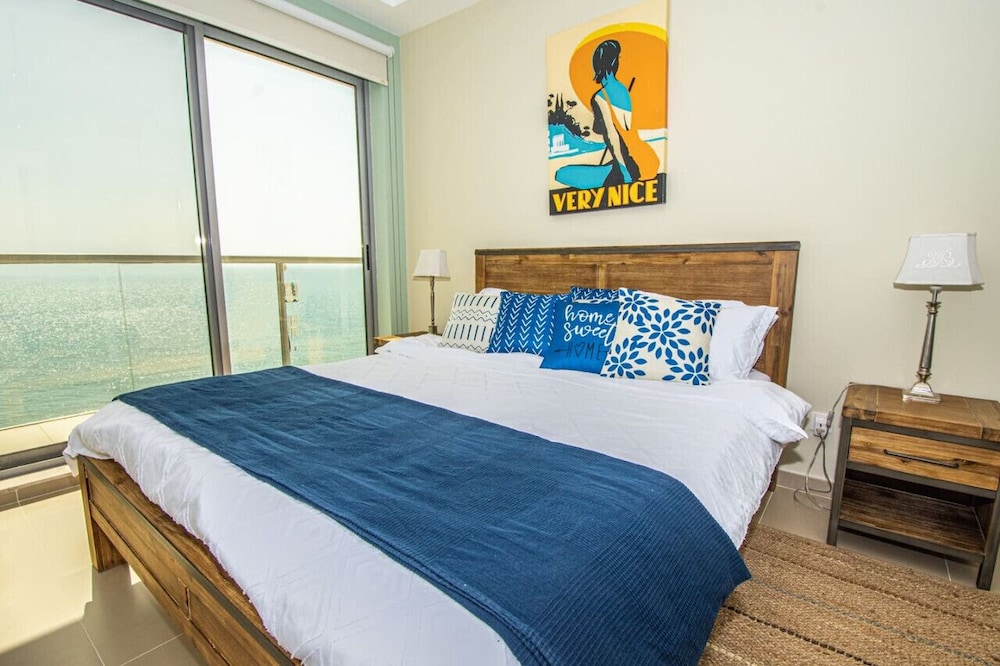 Contemporary Full Ocean View Apartment Reviews, Deals & Photos 2026 - Vrbo