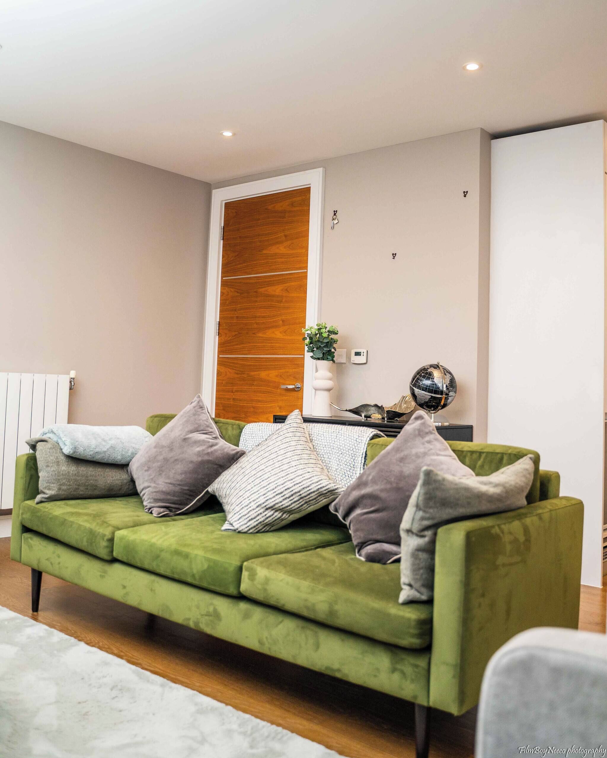 Luxurious 3-bedroom Apartment With Private Indoor Pool In London - London Euston station