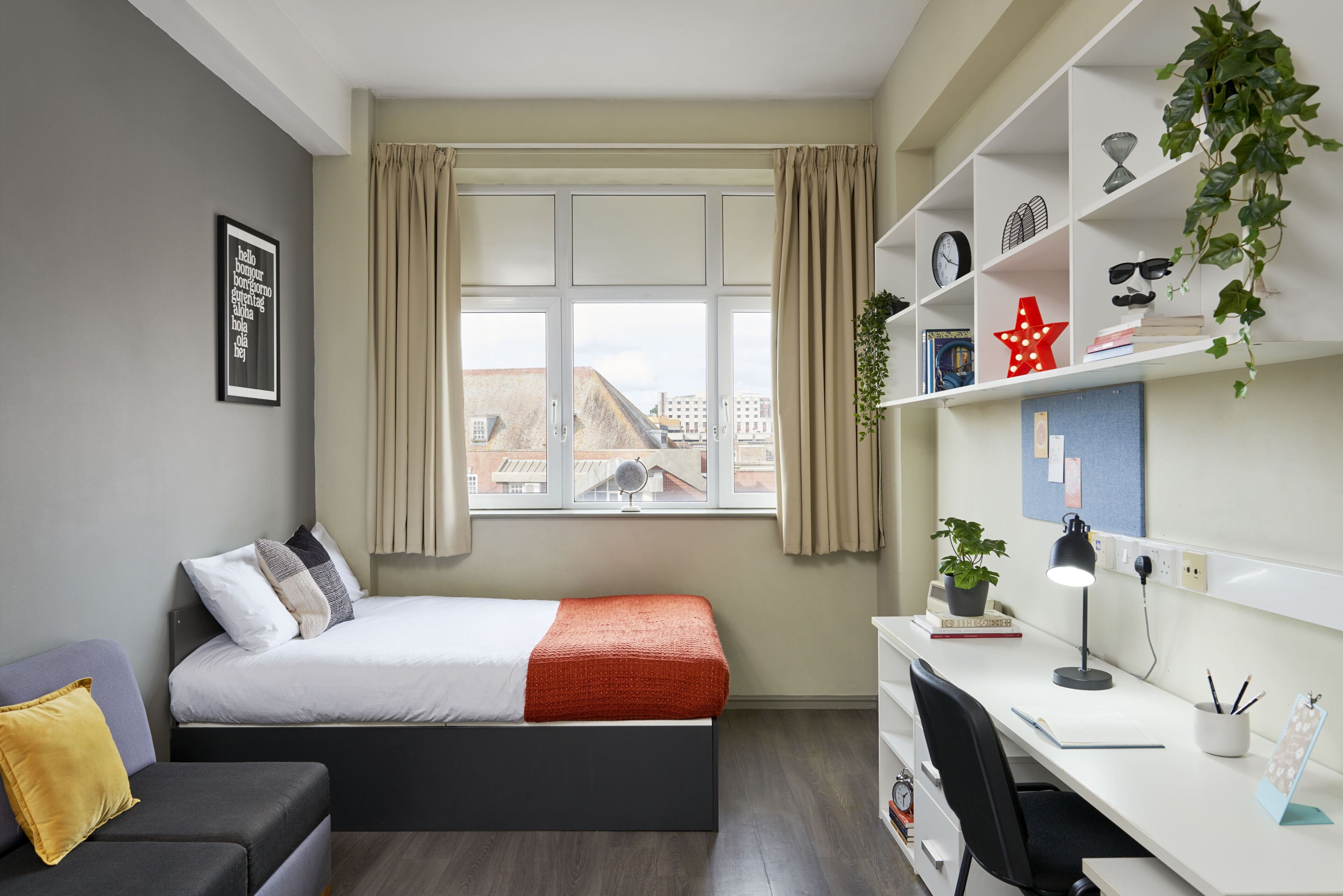 Student Only Central Point, Plymouth: 2026 Info, Photos, Reviews | Book ...