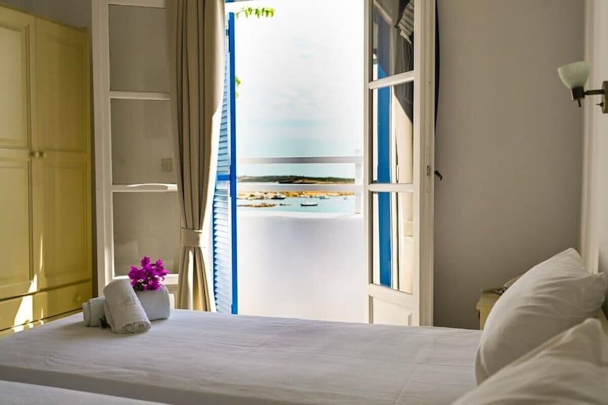 Beachfront Bocamviglies Room - Naoussa Aegean View - Paros